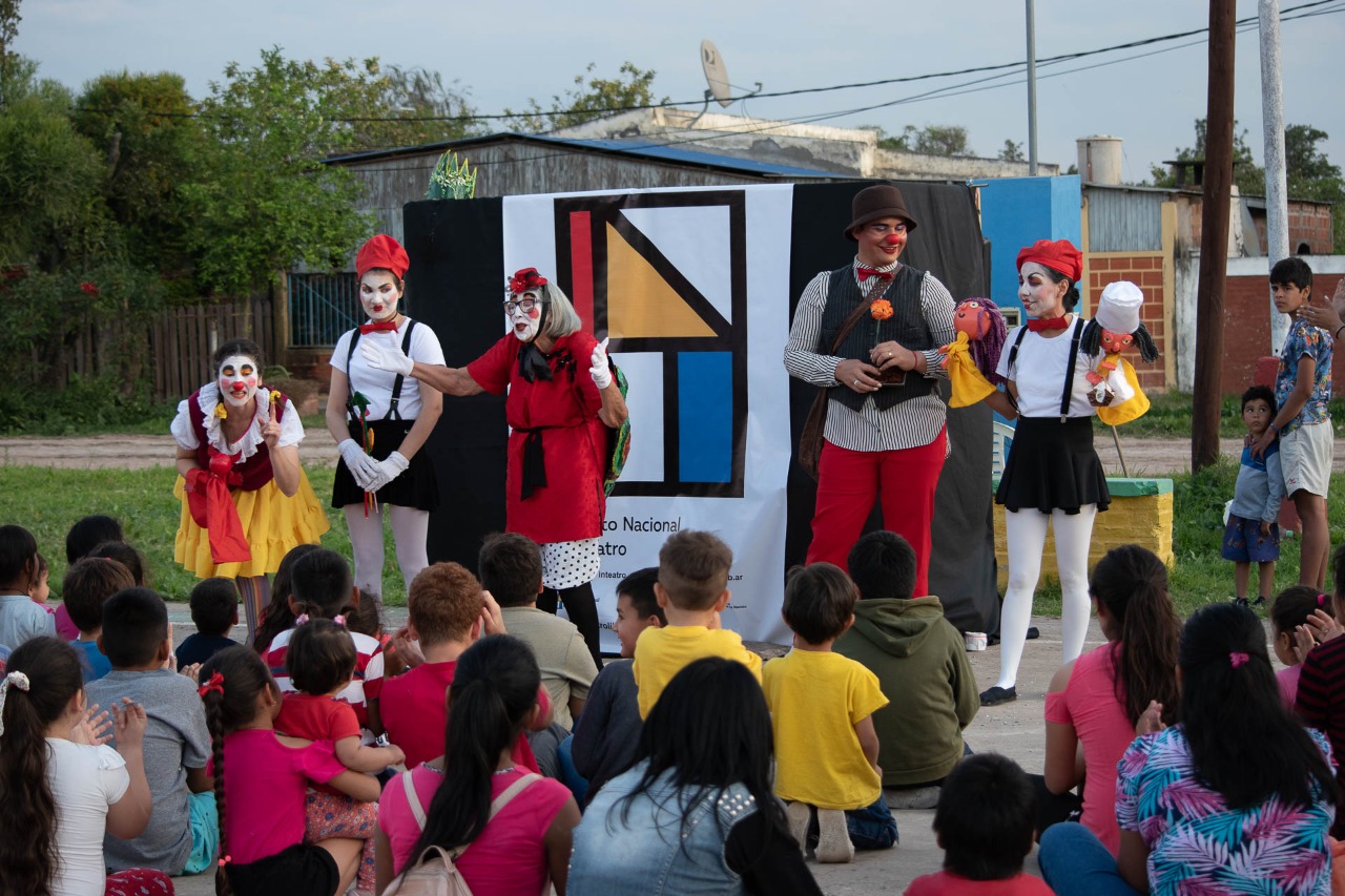 El Regreso de Manuelita - Instituto Nacional del Teatro