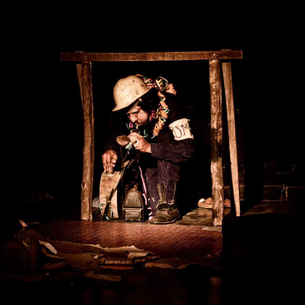 Un creador, una obra: "El hombre cóndor" - Instituto Nacional del Teatro